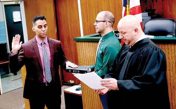 Struthers swears in clerk of court | News, Sports, Jobs - The Vindicator